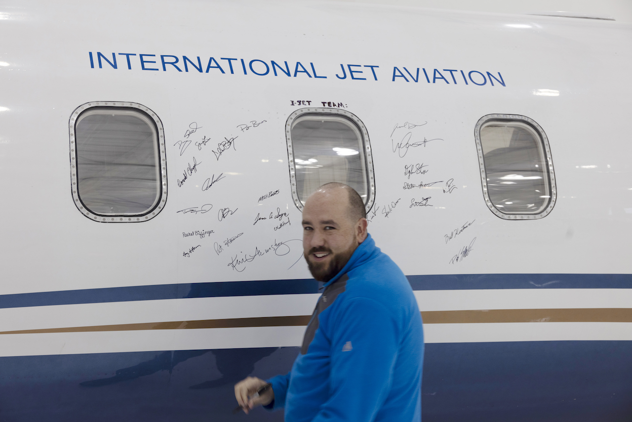 International Jet Donates Flights to Angel Flight West Passengers ...